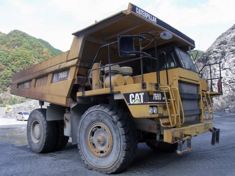 USED CATERPILLAR 769D DUMP TRUCK, 2007 MODEL | ReiBridge, Inc.